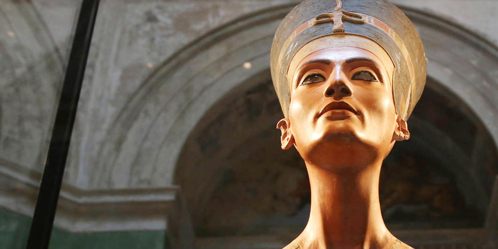 Queen Nefertiti Facts & History - Trips in Egypt UK